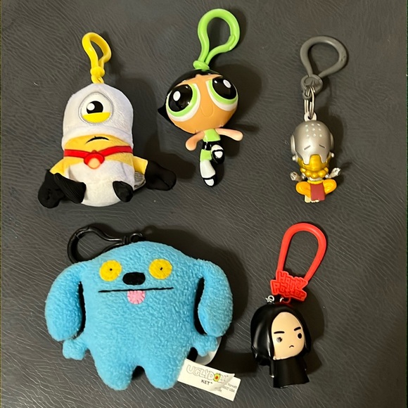 Toys | Character Bag Clip Bundle Of 17 Hello Kitty Star Wars Overwatch ...